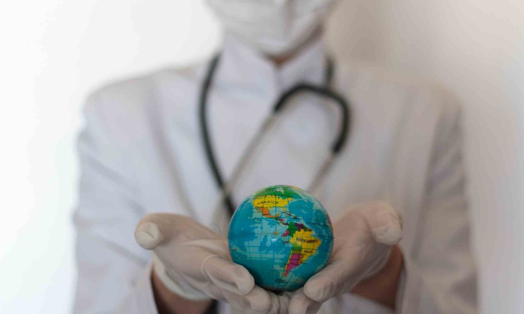 Covid-19 ¿Ahora una sindemia? - Revista Mercado