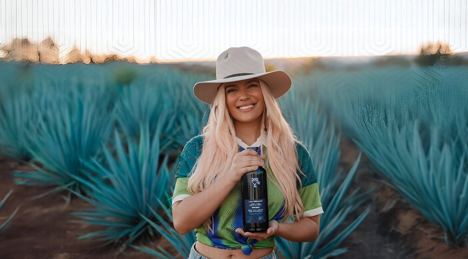 200 copas y un imperio: Karol G lanza un tequila de lujo