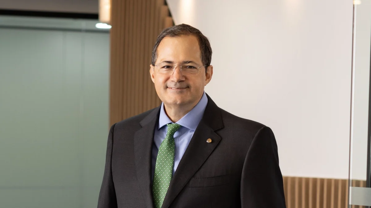 Steven Puig, presidente de BHD, premiado en los DADA Awards 2025 ...